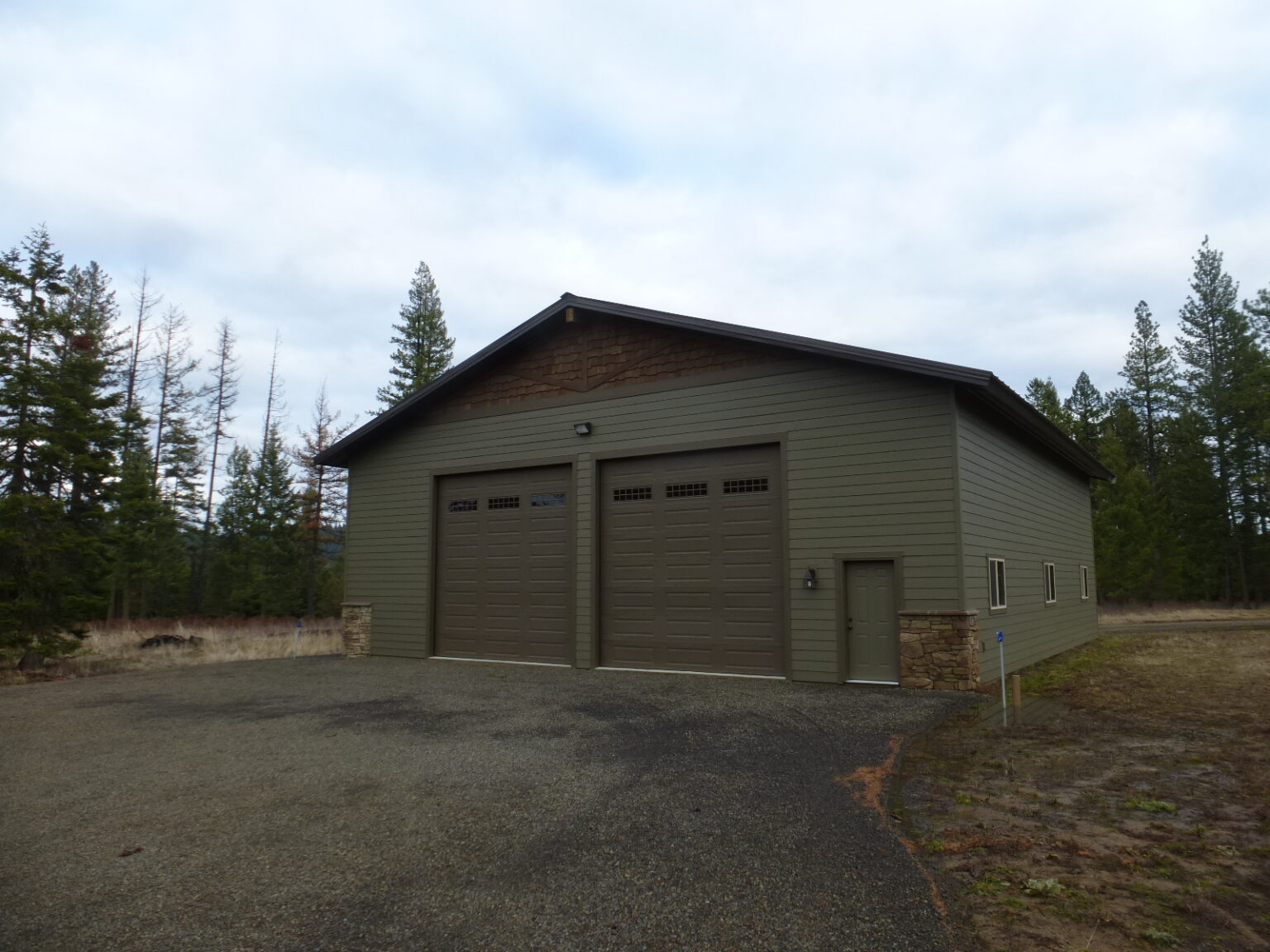 Residential Green Wood Garage - MAC Structures