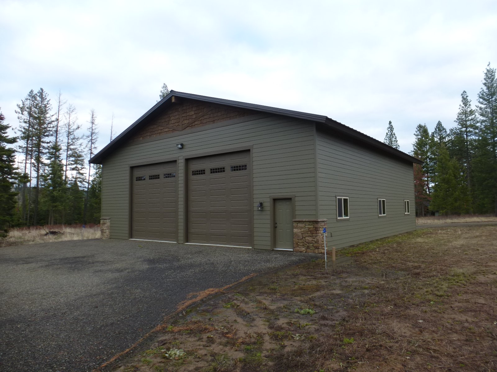 Residential Green Wood Garage - MAC Structures